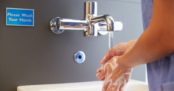 Aseptic Hand Hygiene: The Nail Pick Solution Reducing Single Use